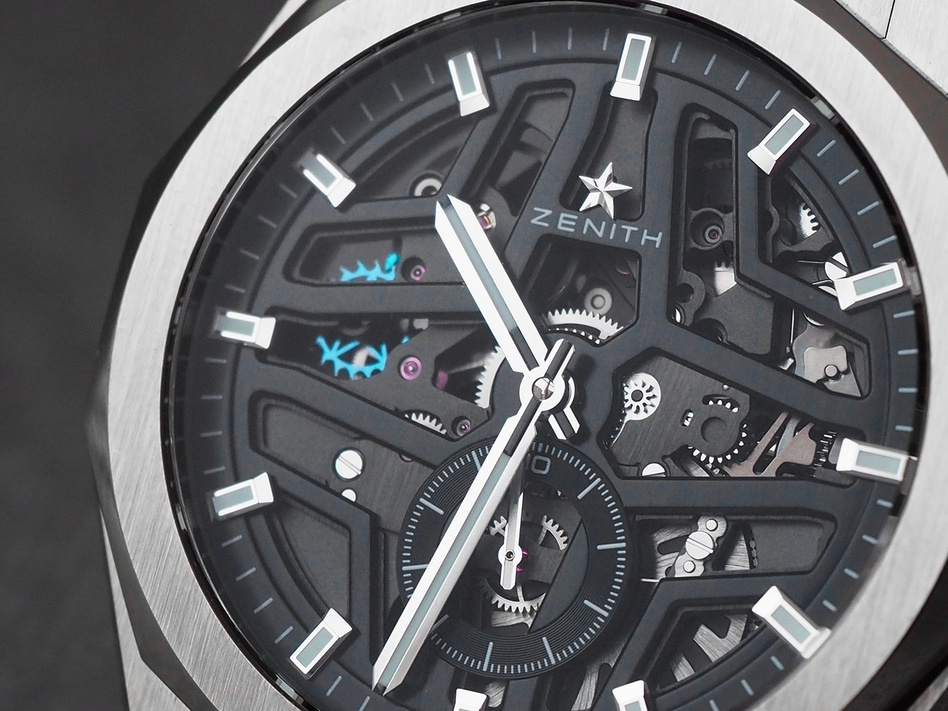 Nuovo Zenith Defy Skyline Skeleton: Il 1° Orologio Scheletrato A 1/10 ...